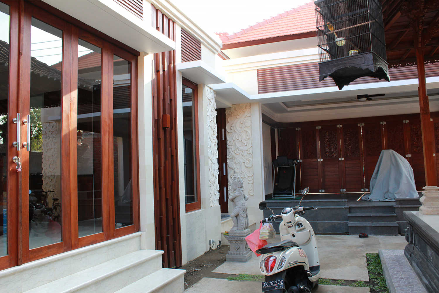 Hasil Konstruksi Jasa Arsitek Desain Rumah Bapak Komang Adi Kerobokan Bali Hasil Konstruksi Jasa Arsitek Desain Rumah Bapak Komang Adi Kerobokan Bali