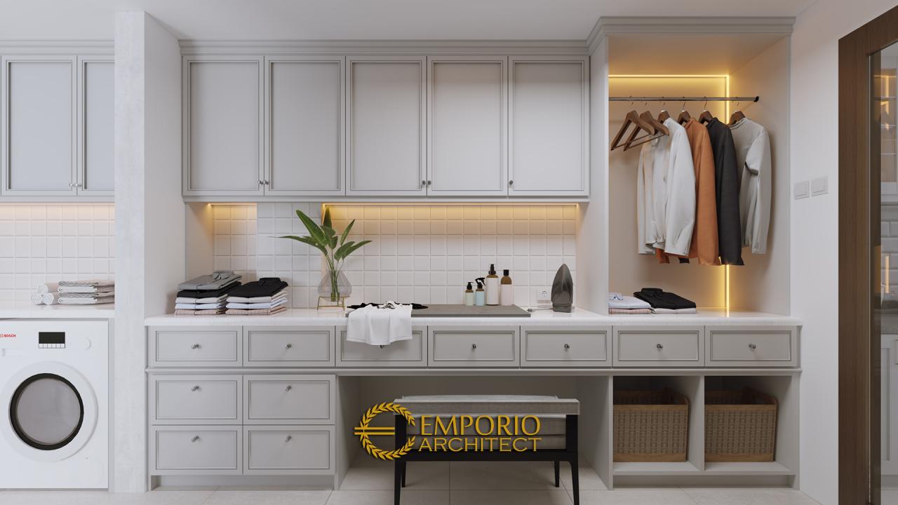 Desain Ruang Cuci (Laundry) Rumah Classic 3 Lantai Bapak Yonathan di ...