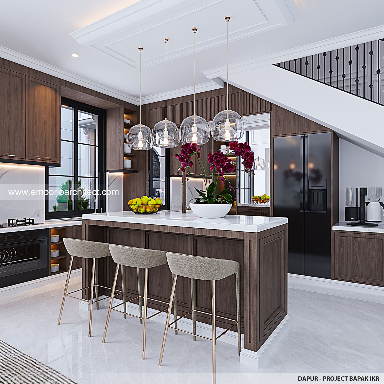 Desain Dapur Rumah Mediteran Klasik 3 Lantai Bapak IKR di Jakarta 48843 ...